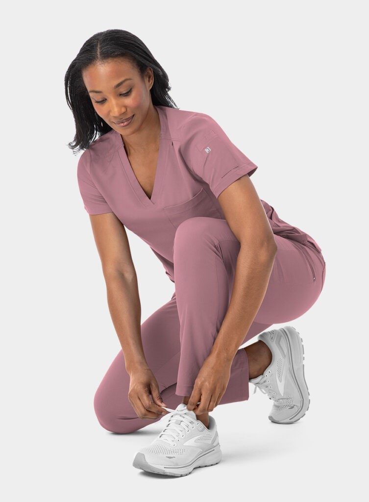 Women's Fitted Skinny Leg Scrub Pant - ScrubJoy